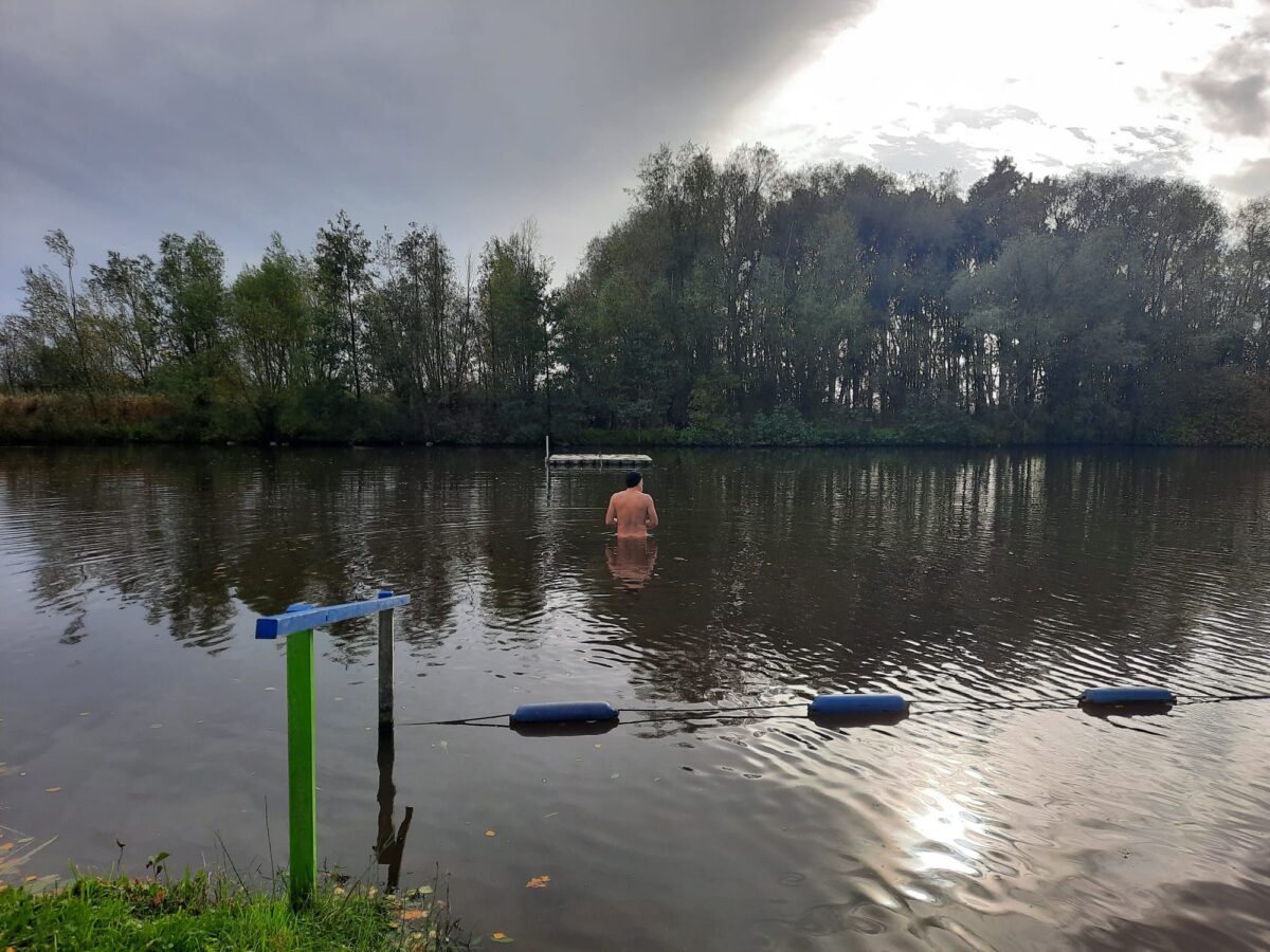 Ontspannen in ijskoud water